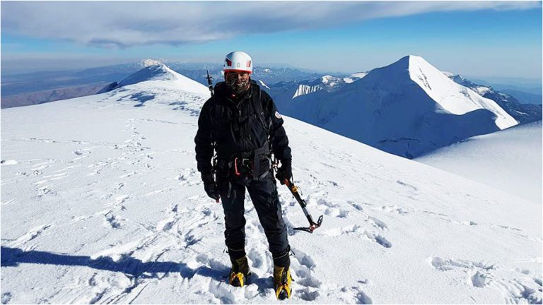 Climbing Illimani (4 days) - Bolivian Mountain Guides